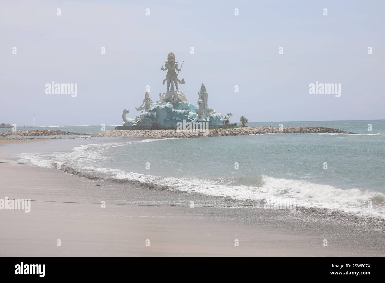 Patung Triratna Amreta Bhuwana (Baruna Statue, God of Sea) at Pantai ...