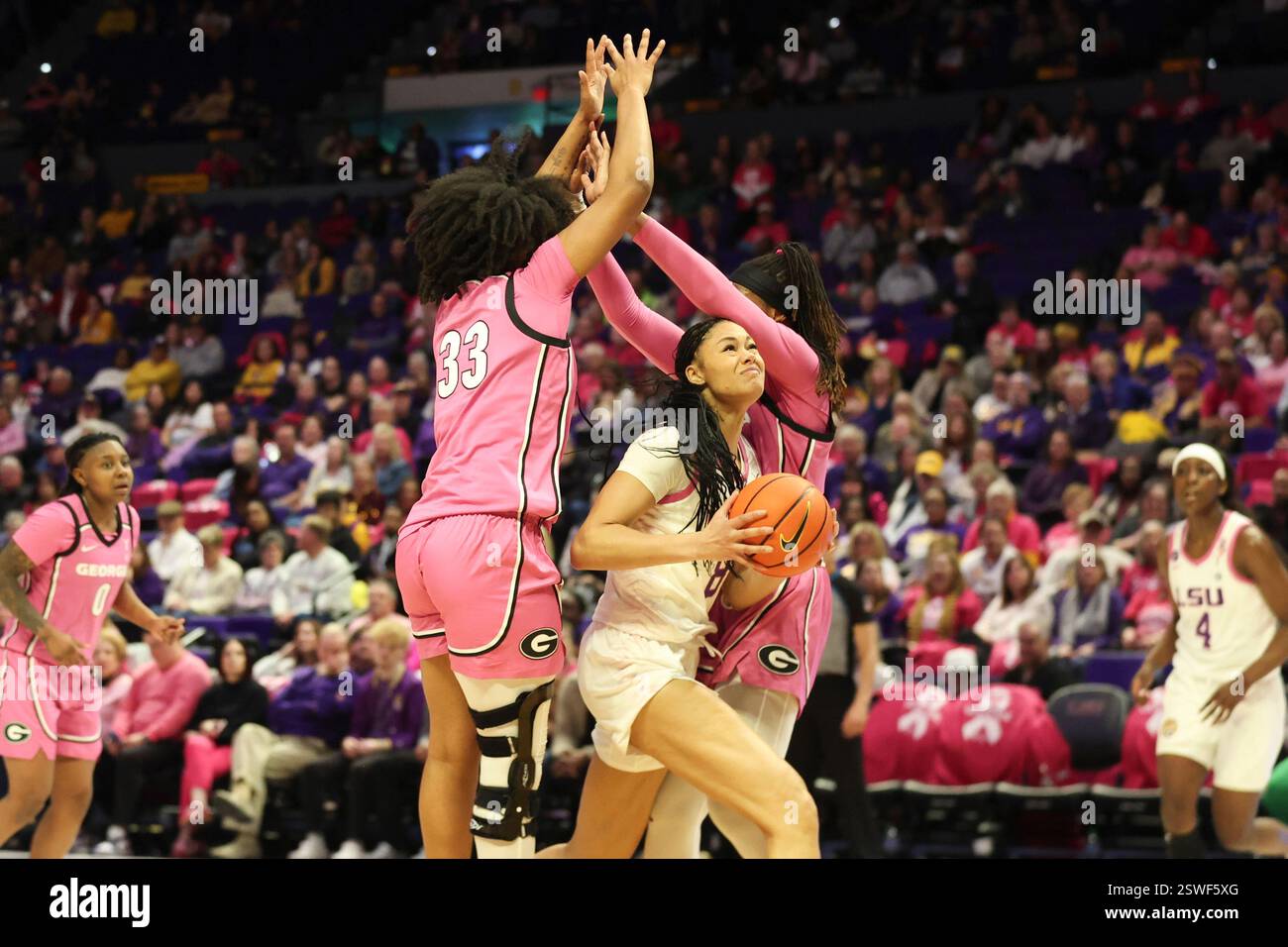 Baton Rouge, United States. 20th Feb, 2025. LSU Lady Tigers forward ...
