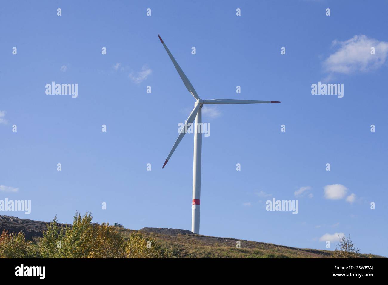 Wind power turbine city hi-res stock photography and images - Alamy
