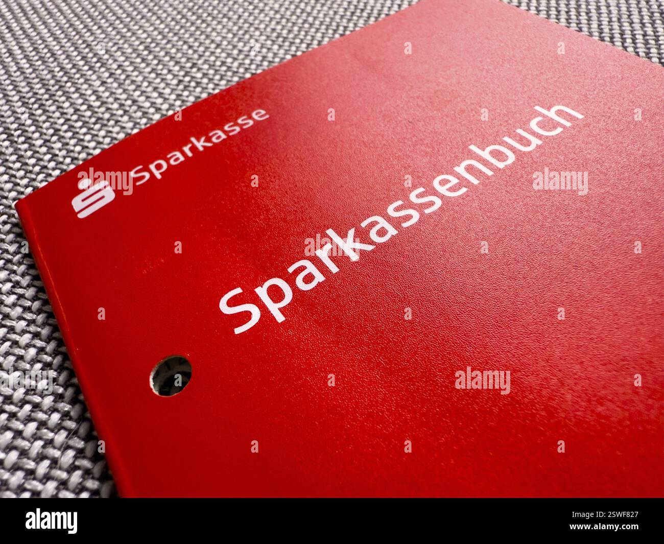 Savings logos hi-res stock photography and images - Alamy