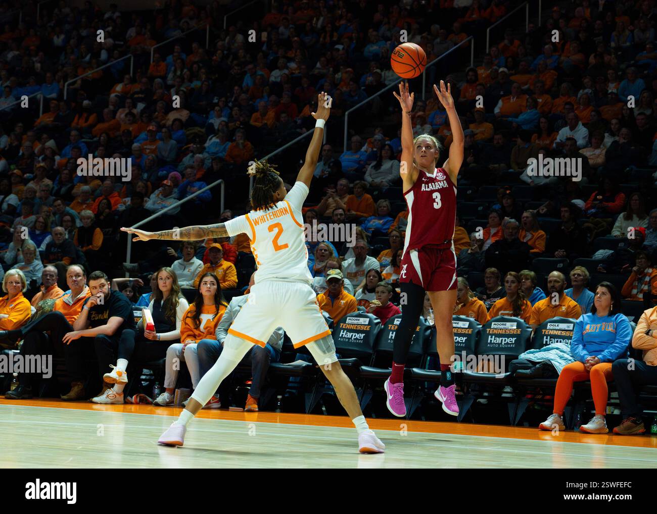 Sarah ashlee barker hi-res stock photography and images - Alamy