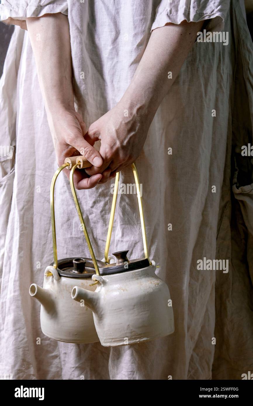 Two decorative teapots hi-res stock photography and images - Alamy
