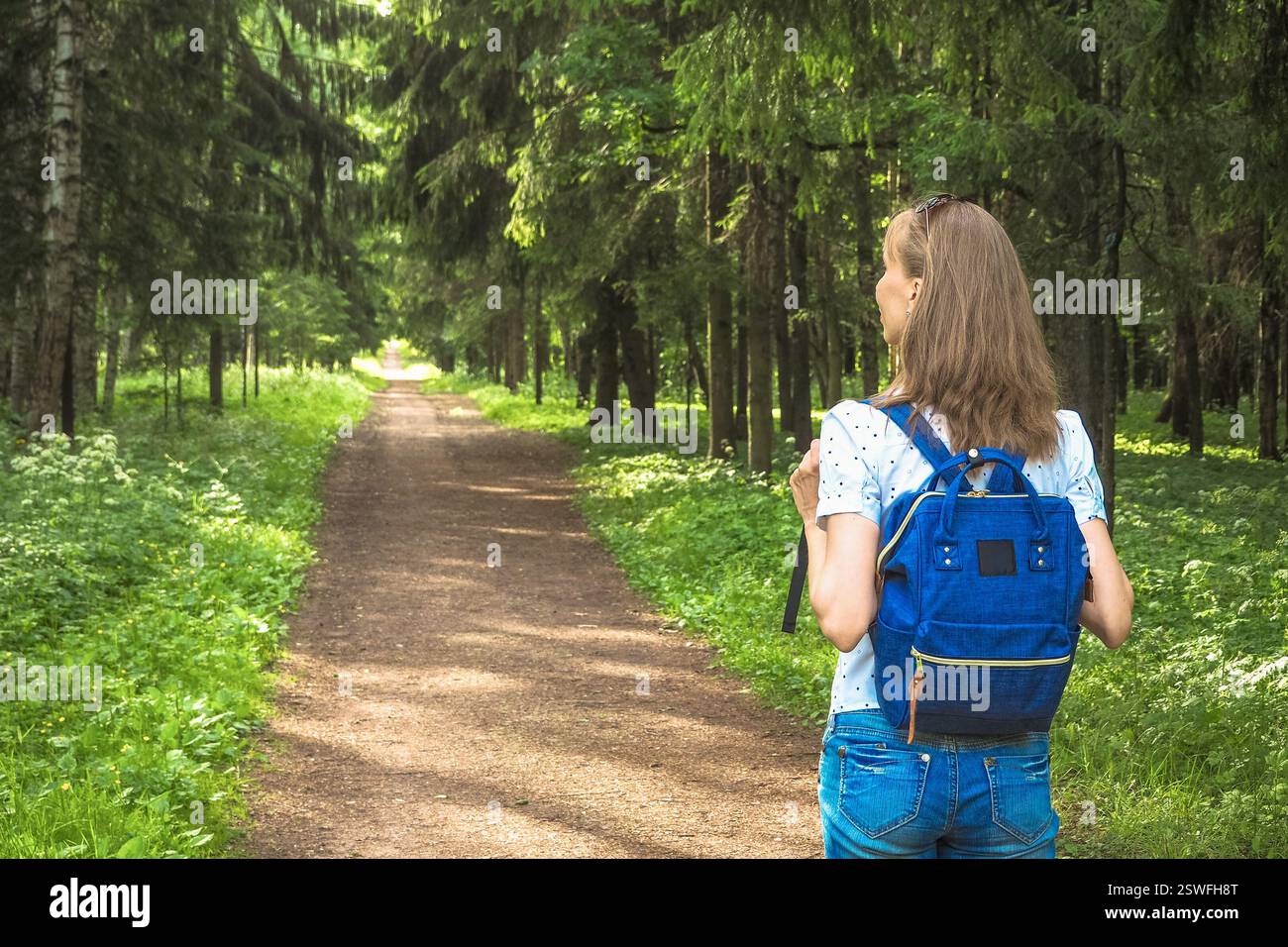 Lady in forest hi-res stock photography and images - Alamy