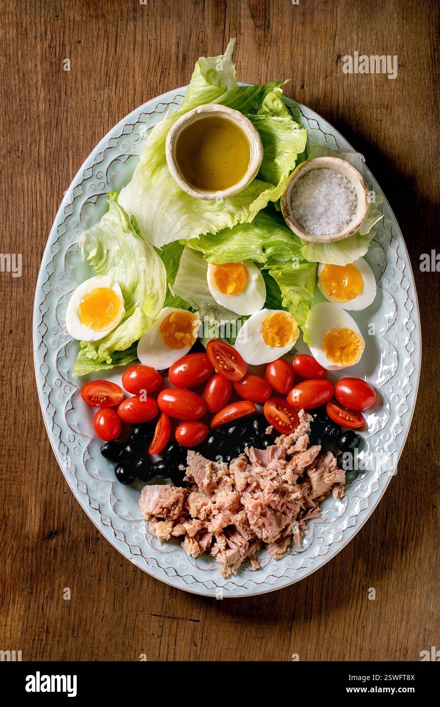 Traditional nicoise salad with canned tuna fish Stock Photo - Alamy
