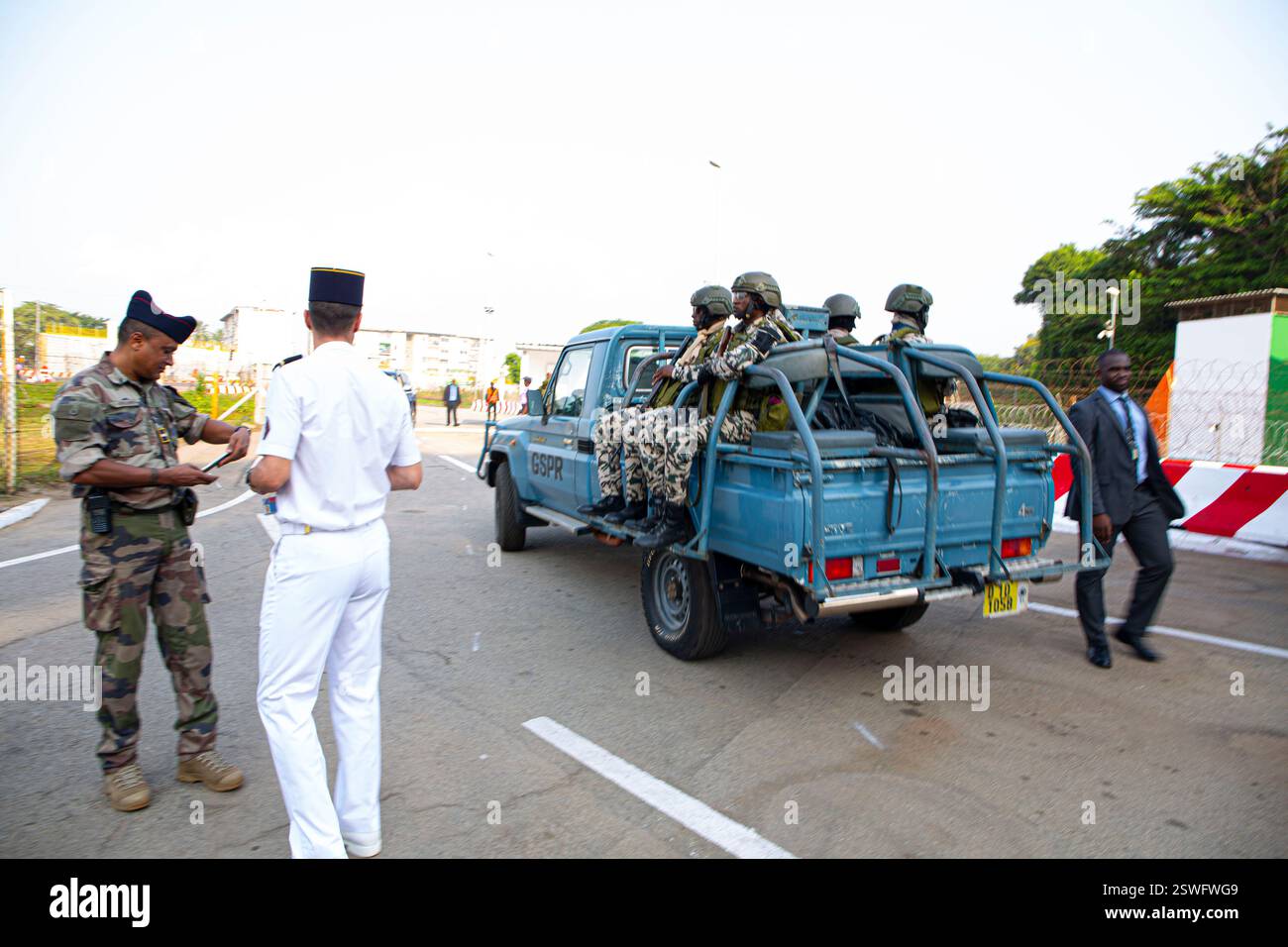 The French military has officially handed over the 43rd BIMA camp to ...