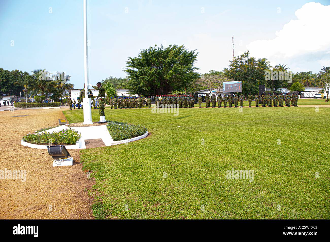 The French military has officially handed over the 43rd BIMA camp to ...