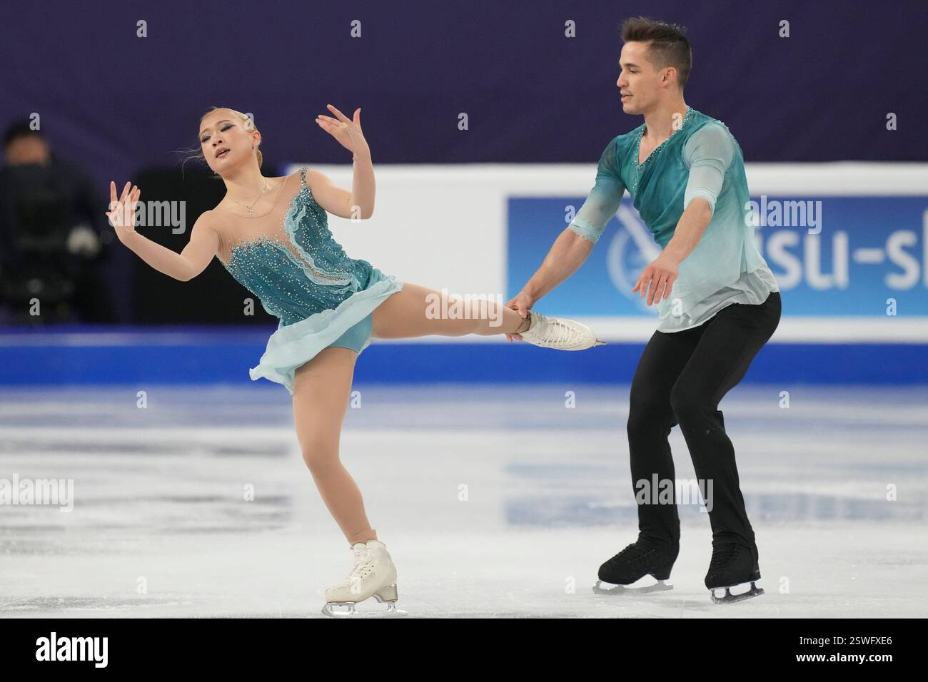 Audrey Shin, left, and Balazs Nagy of the United States perform during ...
