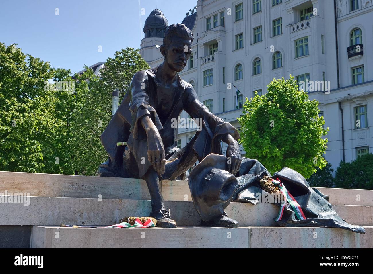 Attila József Statue Stock Photo - Alamy