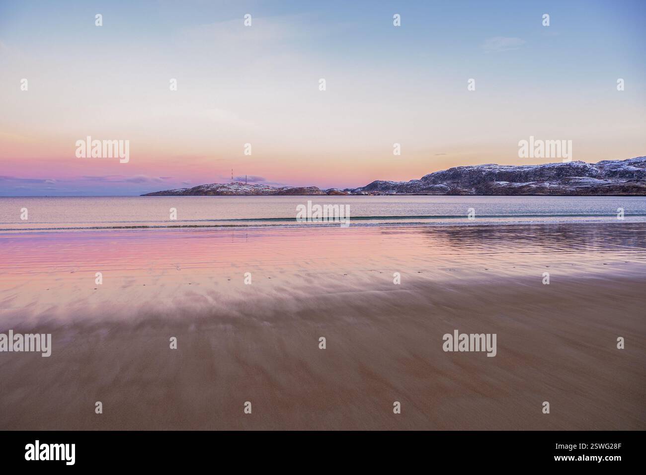 Arctic beach in Teriberka. Wonderful Arctic sunset landscape on the ...