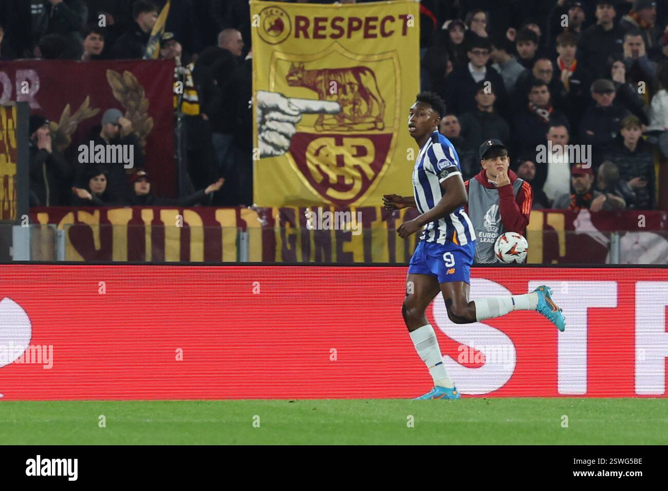 Rome, Italy 20.02.2025 : Samu Aghehowa of Porto score the goal 0-1 and ...