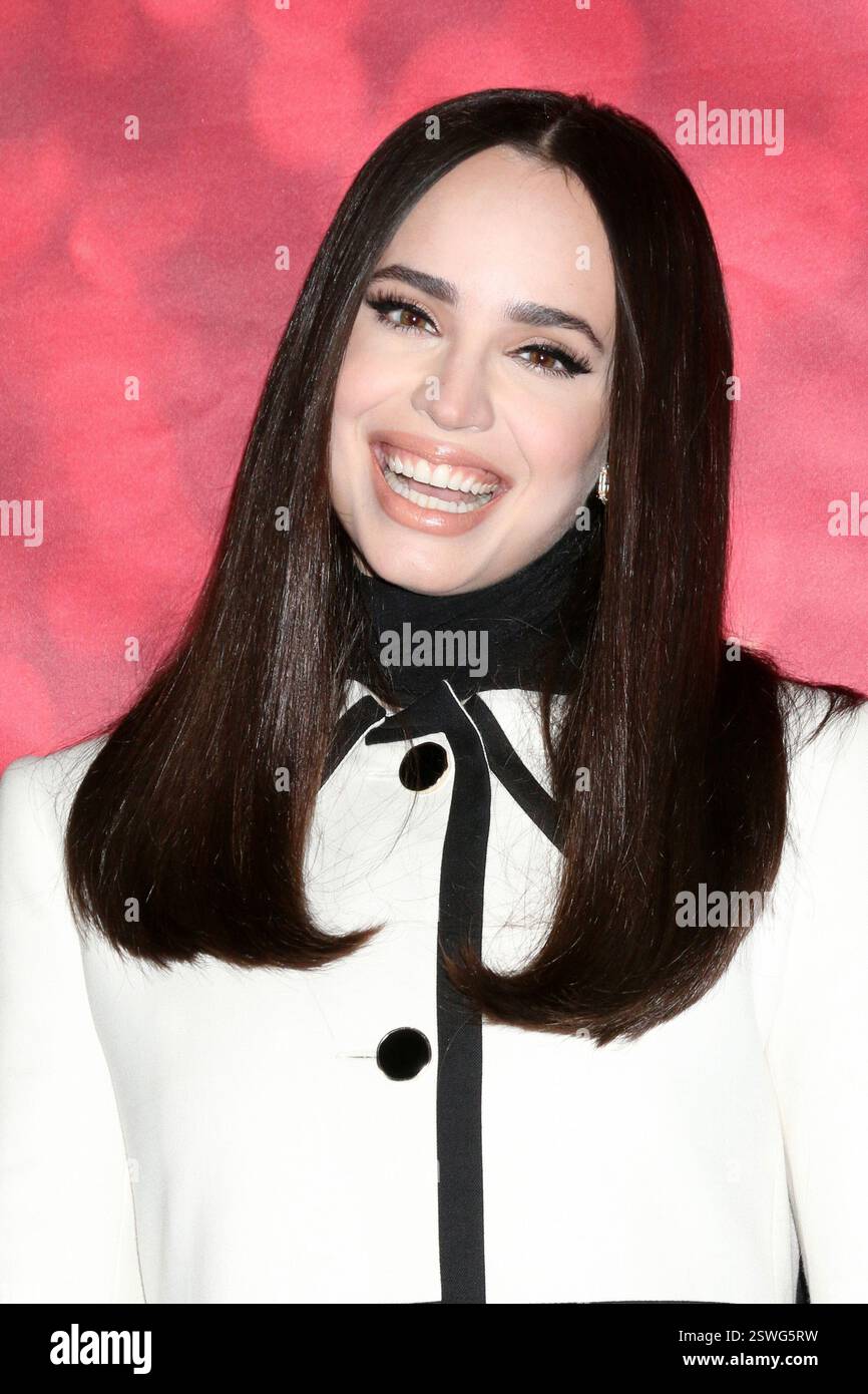 Los Angeles, USA. 20, February, 2024. Pictured left to right, Sofia ...