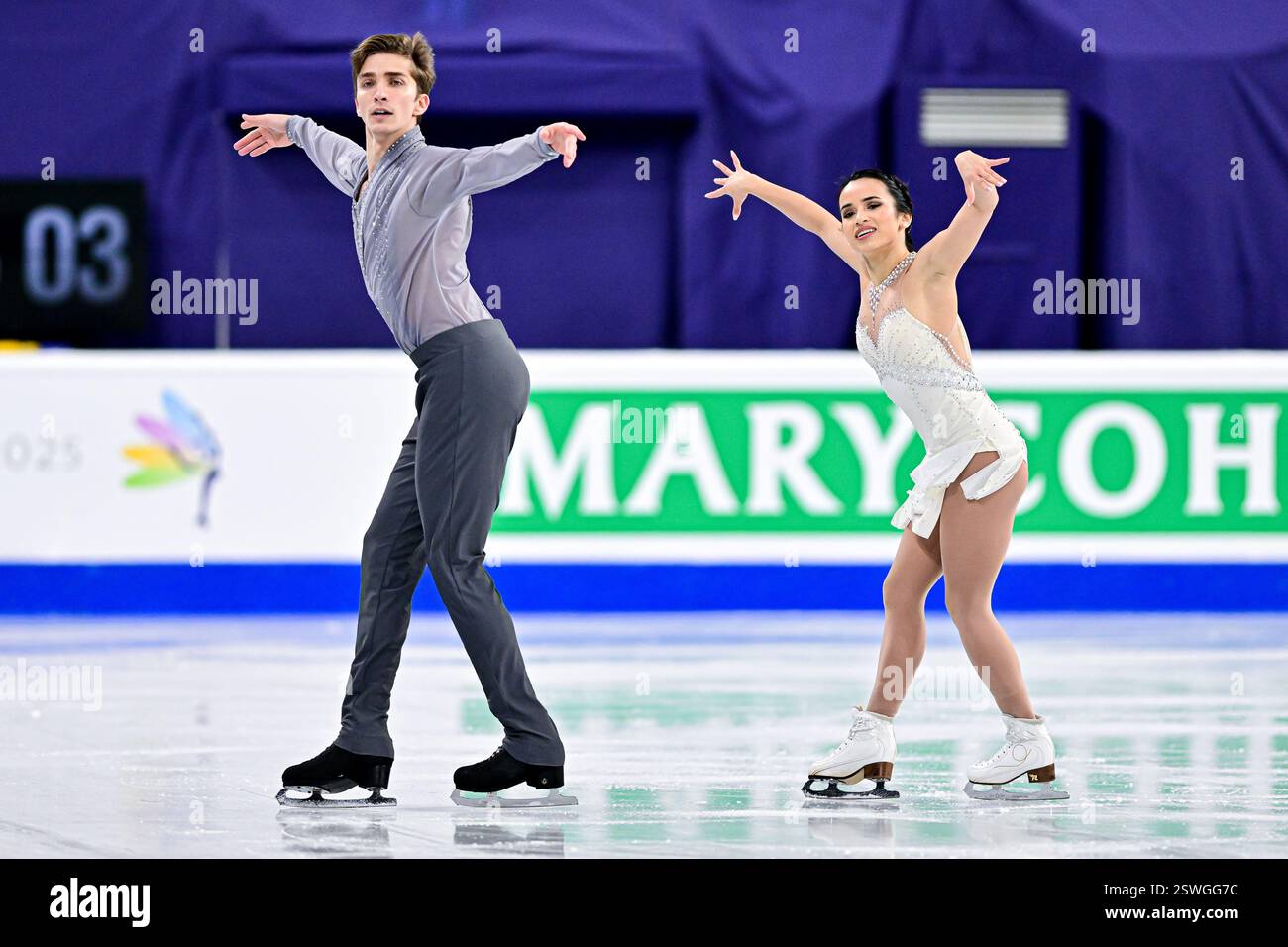 Isabella GAMEZ & Aleksandr KOROVIN (PHI), during Pairs Free Skating, at ...