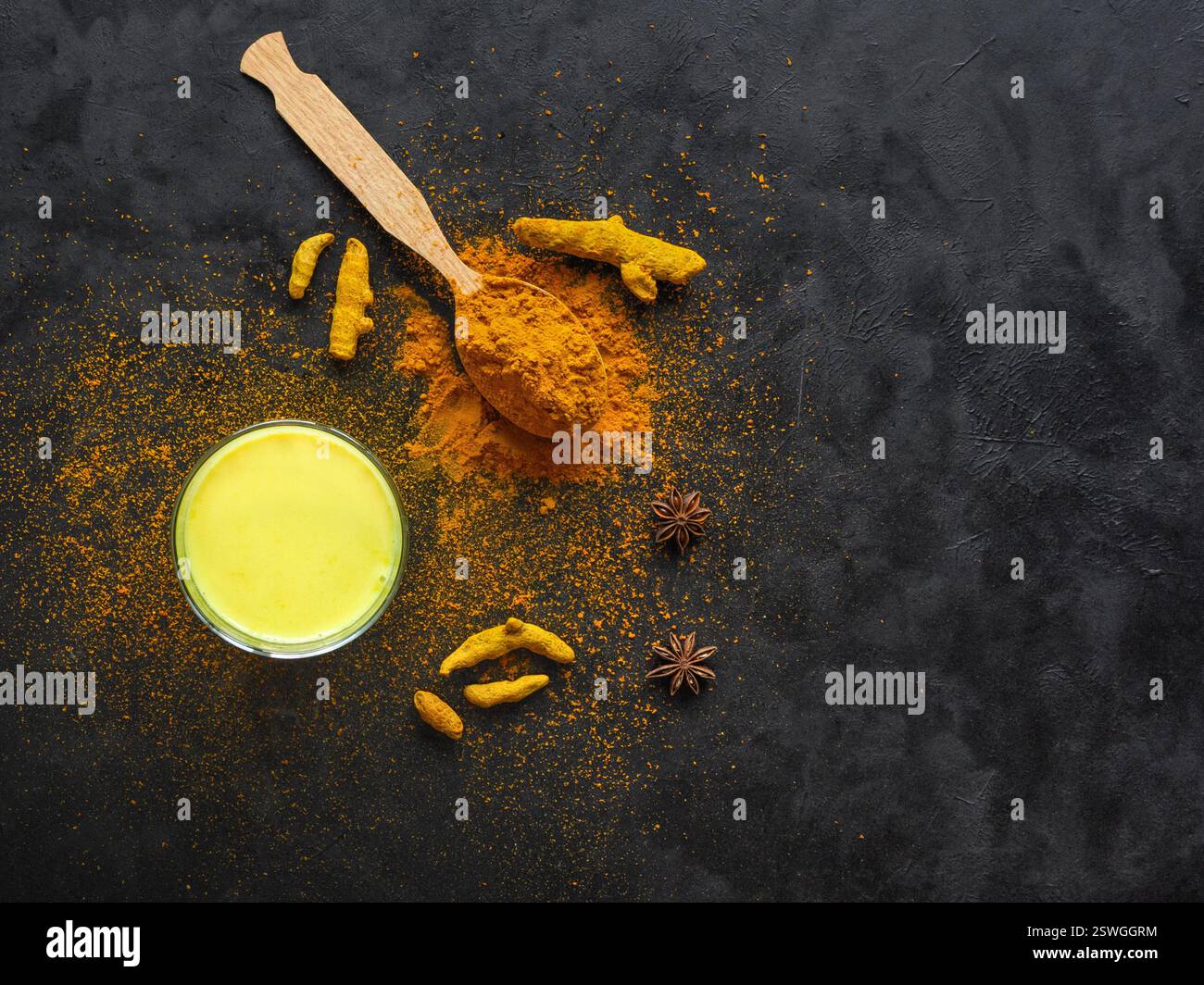 Traditional indian drink turmeric golden milk Stock Photo - Alamy