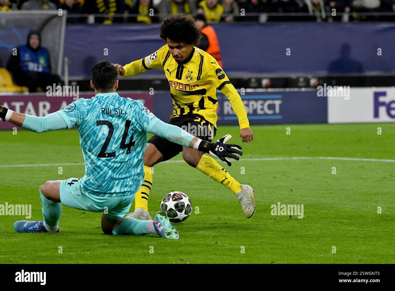 Dortmund, Deutschland. 19th Feb, 2025. Fussball; UEFA Champions League; Saison 2024/2025; Season ...