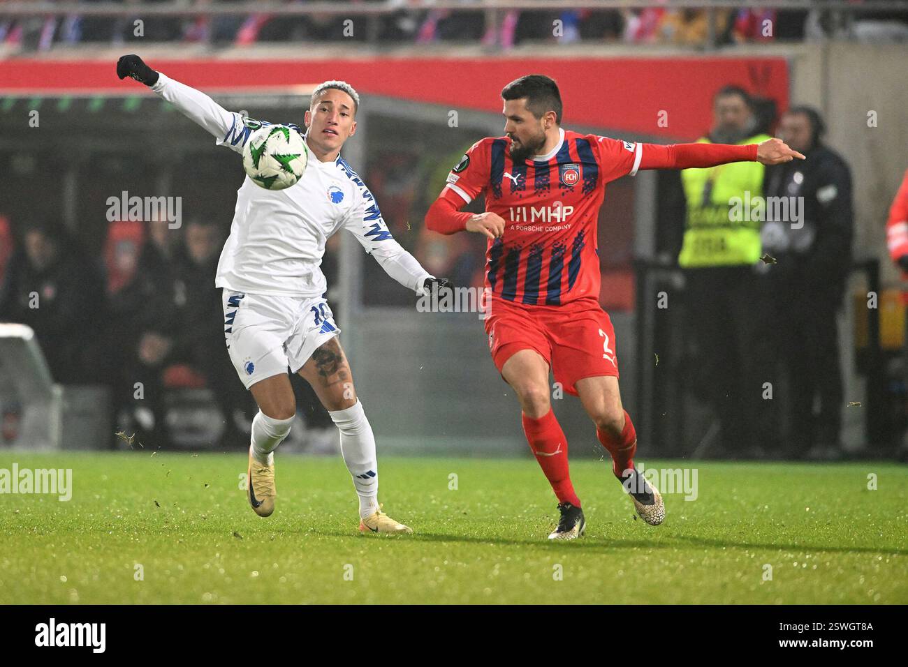 Heidenheim An Der Brenz, Deutschland. 20th Feb, 2025. Fussball ...