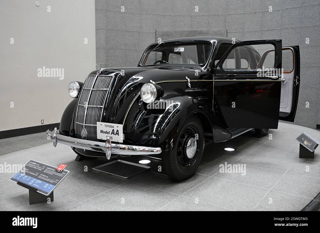 Toyoda AA model（replica） is on display at the Toyota automobile museum ...