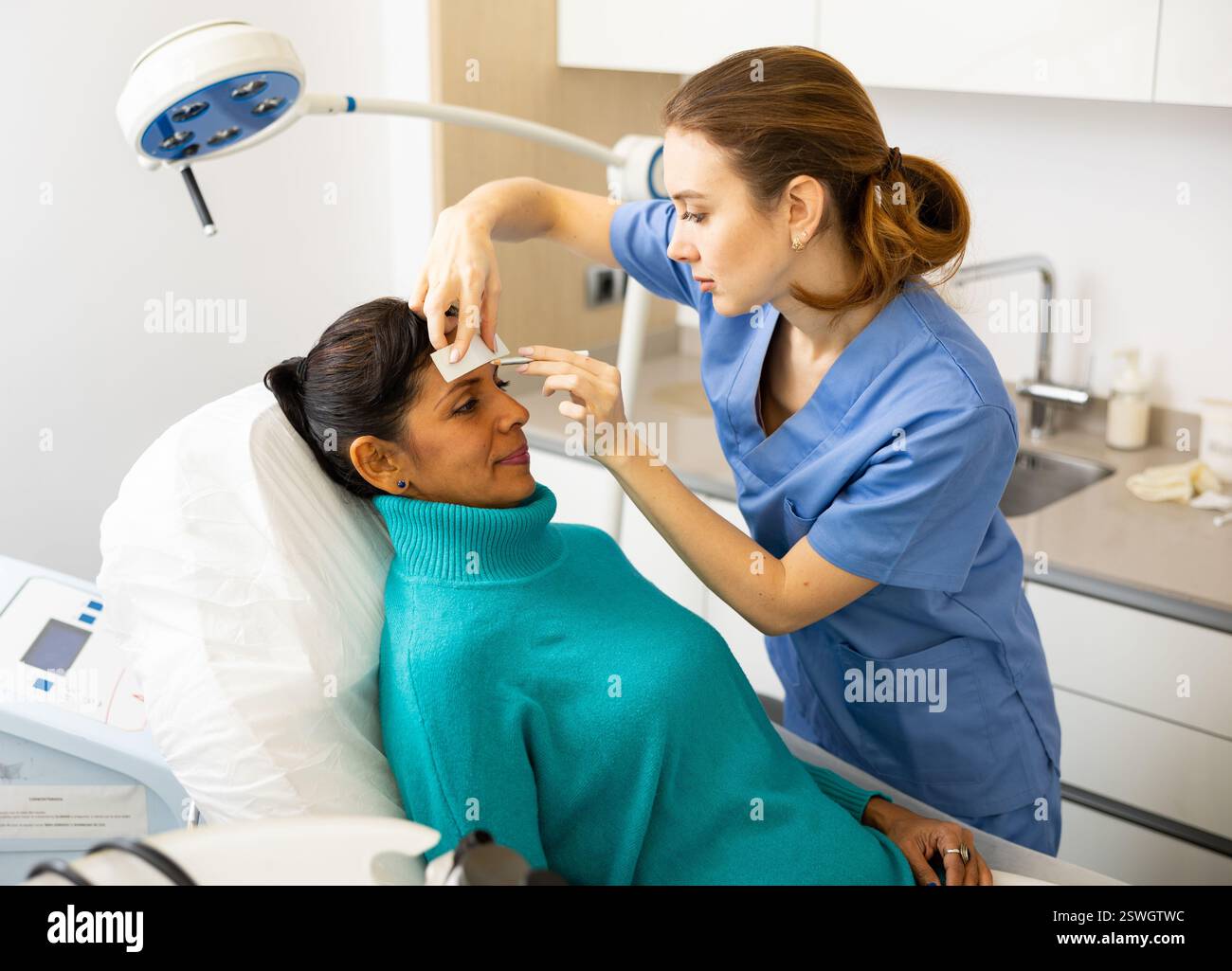 Indian woman pencil drawing on hi-res stock photography and images - Alamy