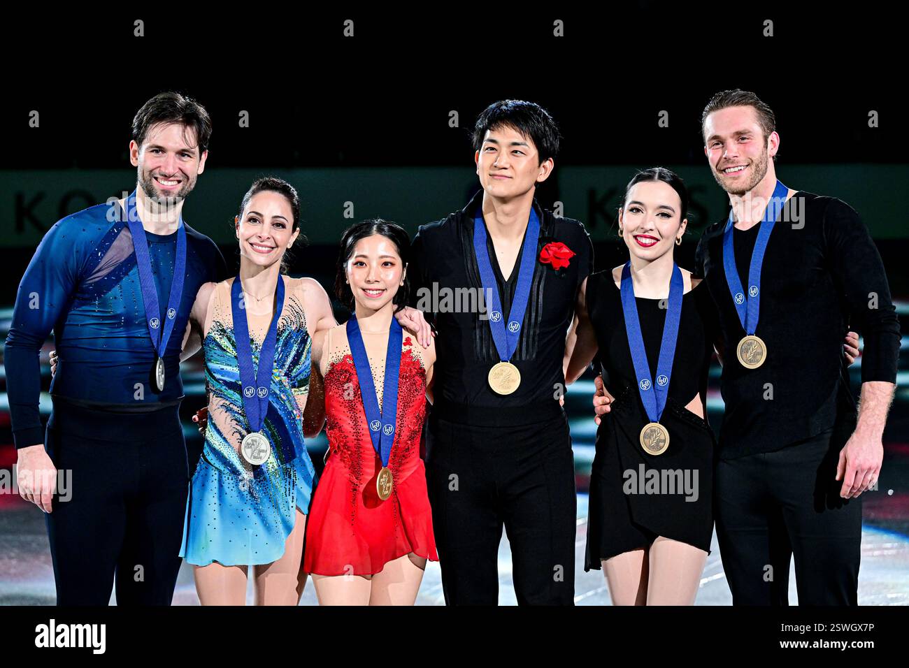 Pairs Awards, L-R, Deanna STELLATO-DUDEK & Maxime DESCHAMPS (CAN ...