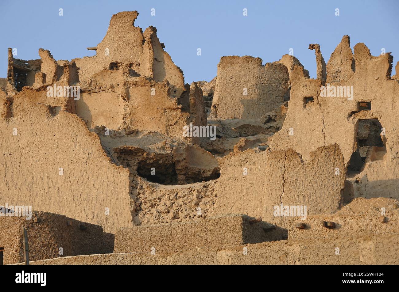 Mud brick house ancient egypt hi-res stock photography and images - Alamy