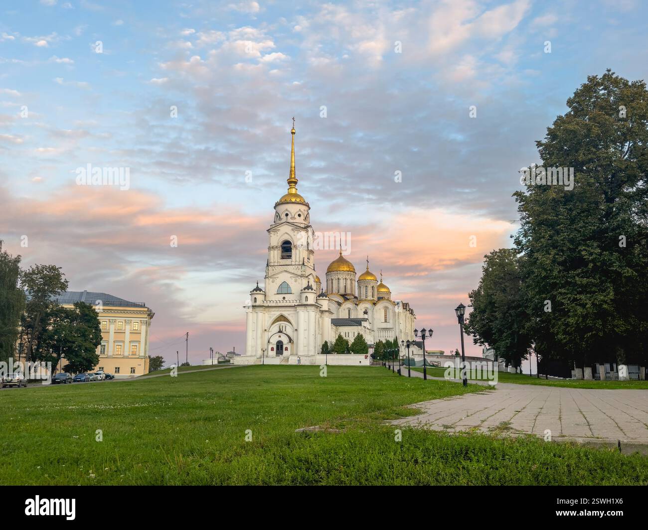 Vladimir Assumption Cathedral. Original white-stone cathedral was built ...