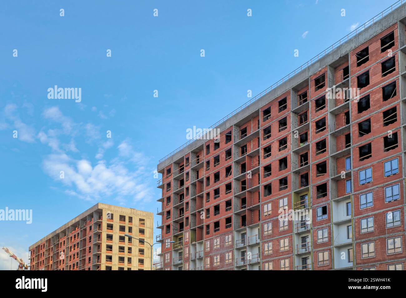 Construction site dwelling complex hi-res stock photography and images ...