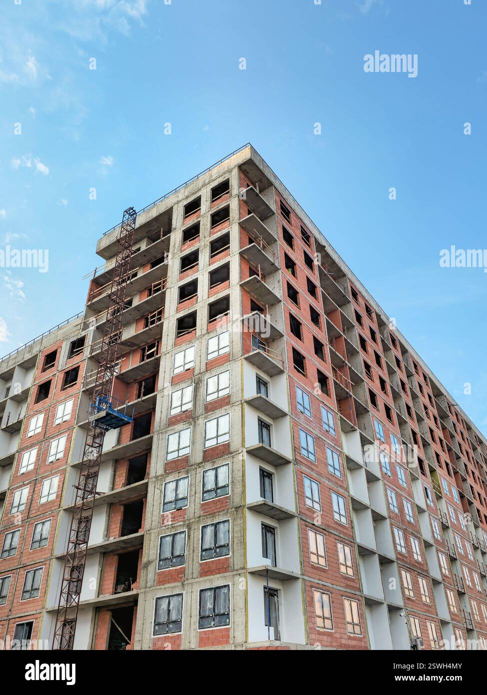 Construction site dwelling complex hi-res stock photography and images ...