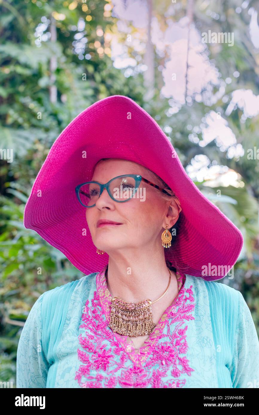 Head shot smiling expression headshot hi-res stock photography and ...