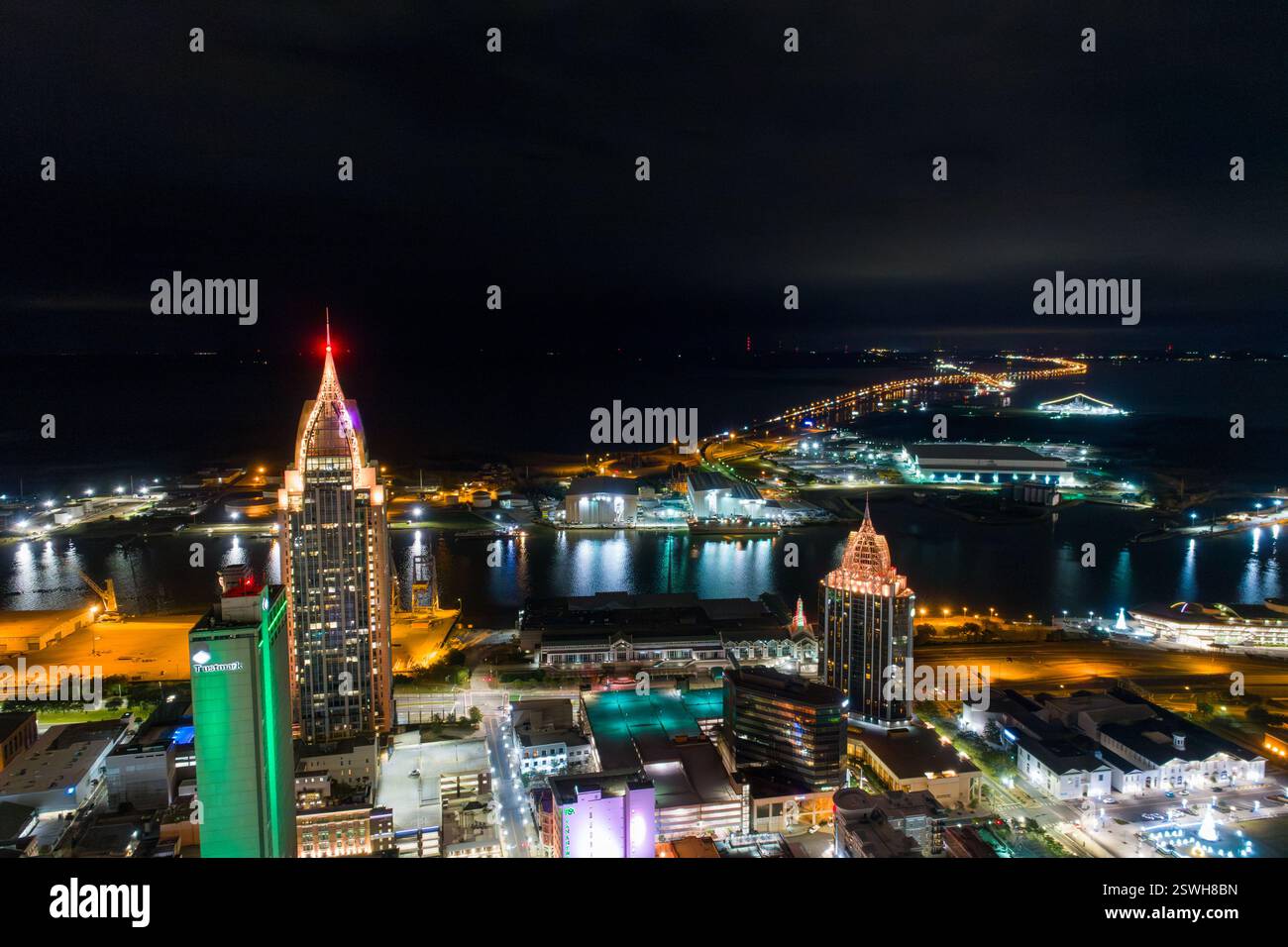 Downtown Mobile, Alabama at night Stock Photo - Alamy