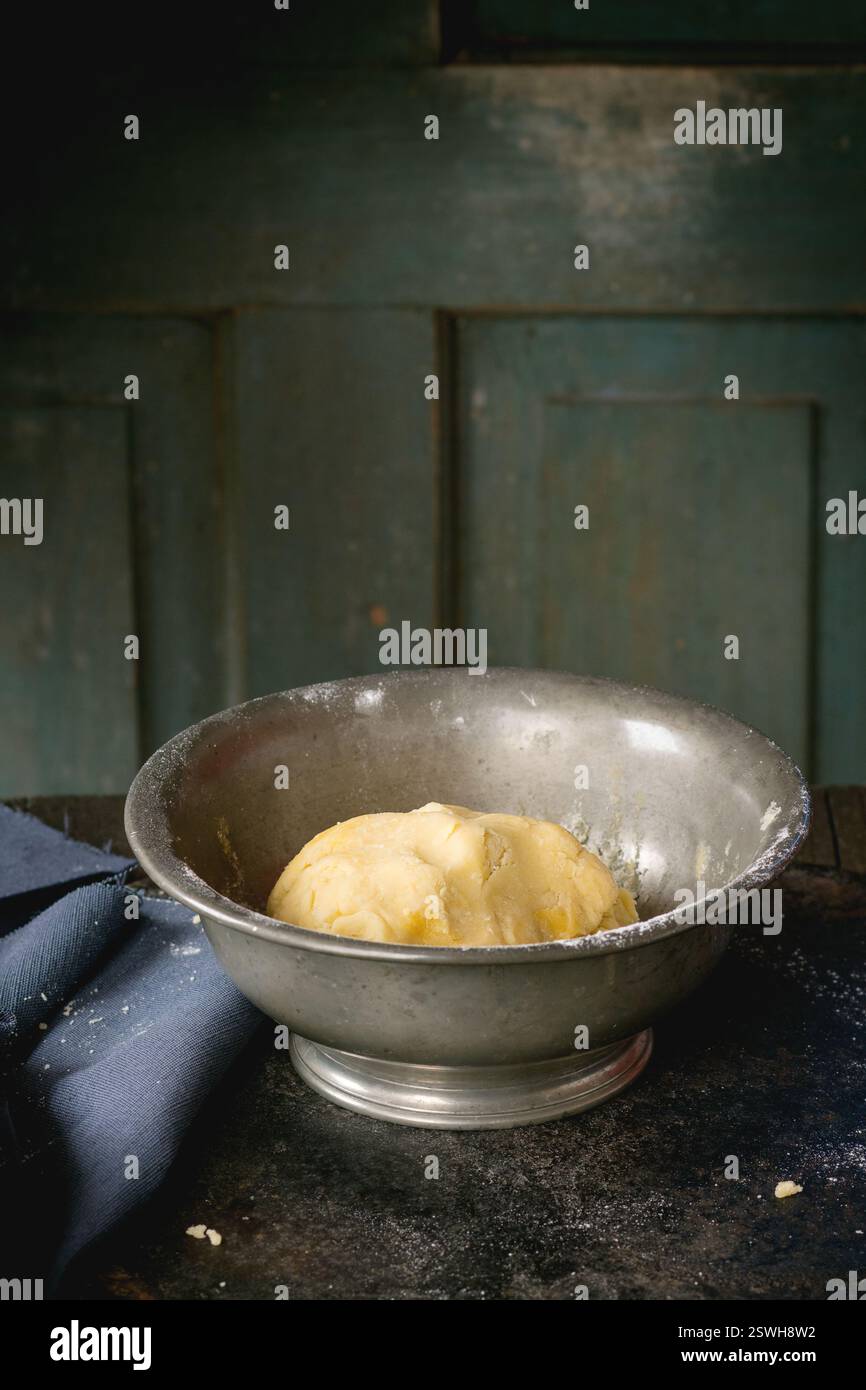 Shortcrust pastry dough Stock Photo - Alamy
