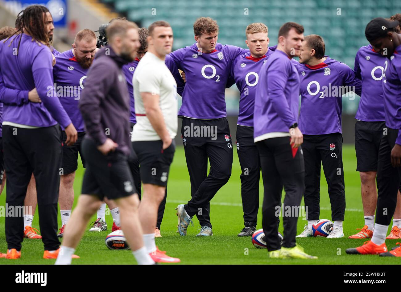 England's Ted Hill and Finn Baxter during a training session at the ...