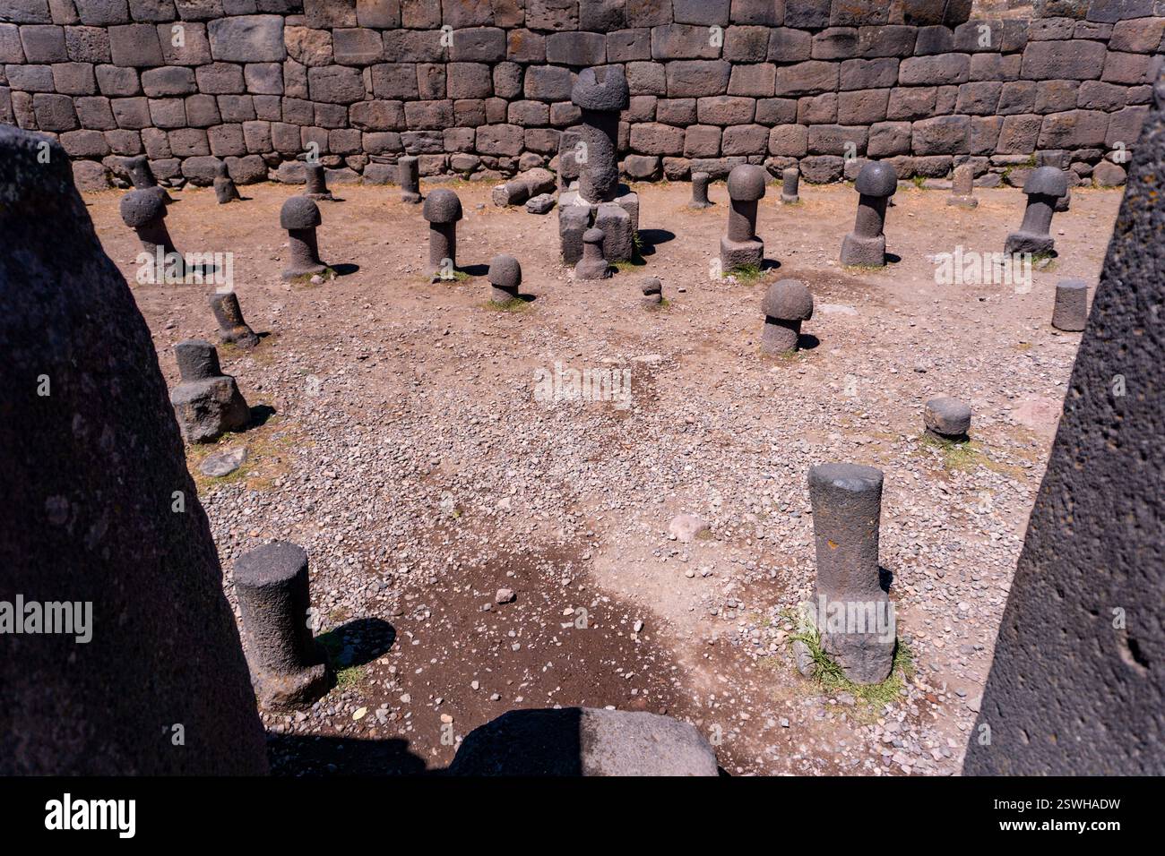 Exploring the Ancient Inca Uyo Fertility Temple in Chucuito Puno Peru ...