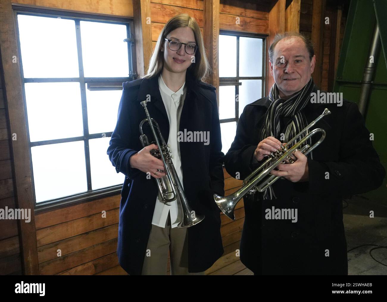 21 February 2025, Hamburg: Neele Fokken (l), the new tower keeper at ...