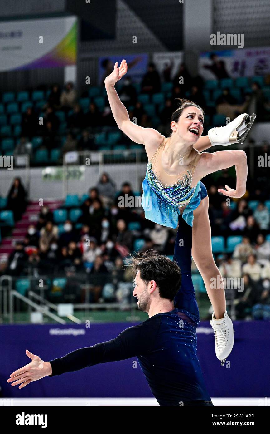 Deanna STELLATO-DUDEK & Maxime DESCHAMPS (CAN), during Pairs Free ...