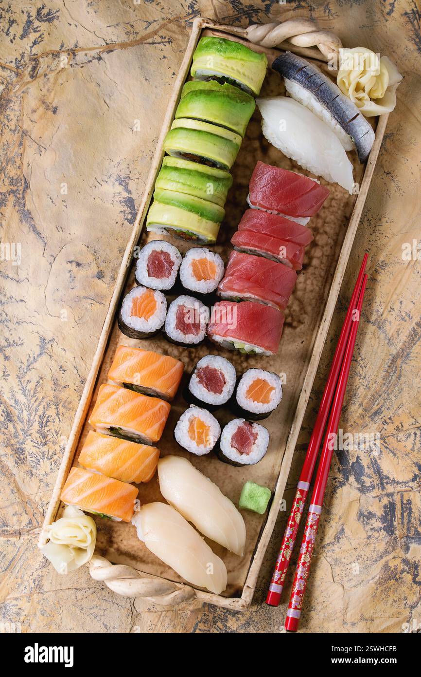 Nigiri set hi-res stock photography and images - Alamy