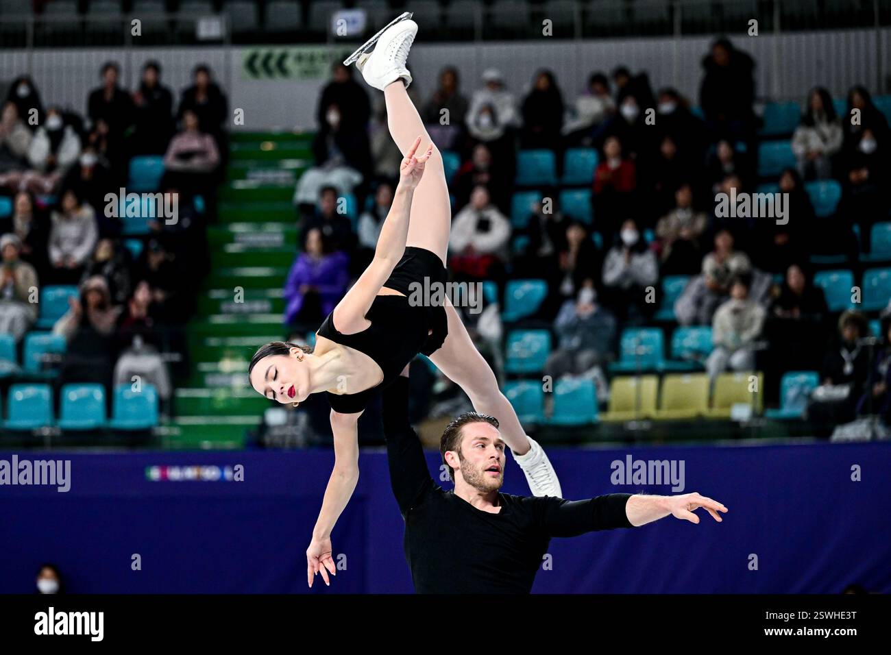 Lia PEREIRA & Trennt MICHAUD (CAN), during Pairs Free Skating, at the ...
