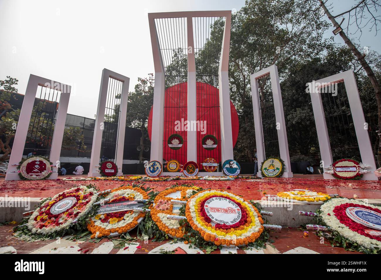 The martyr's monument Central Shaheed Minar is decorated with flowers ...