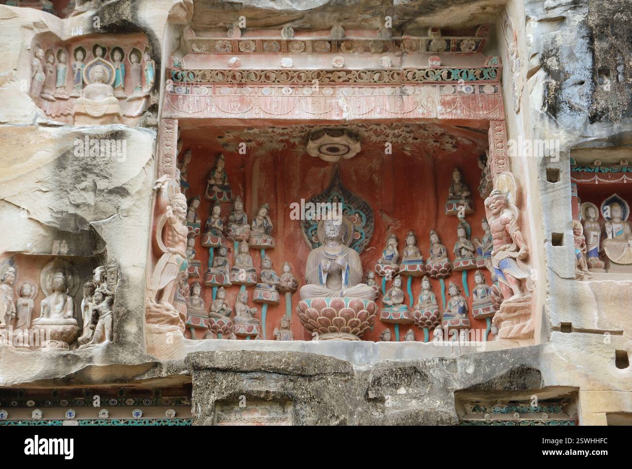 (250221) -- BAZHONG, Feb. 21, 2025 (Xinhua) -- This photo taken on Feb ...