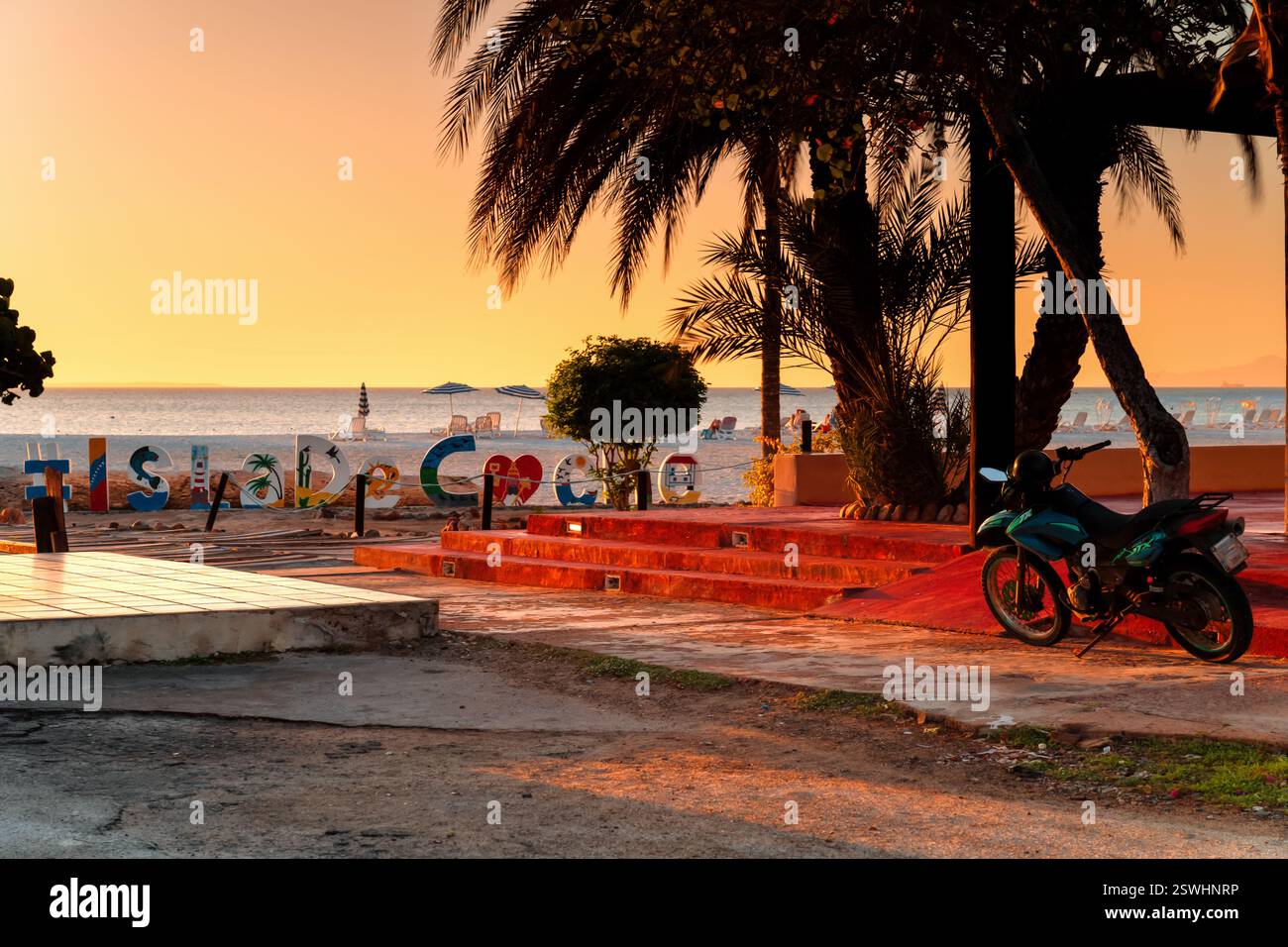 Coche playa hi-res stock photography and images - Alamy