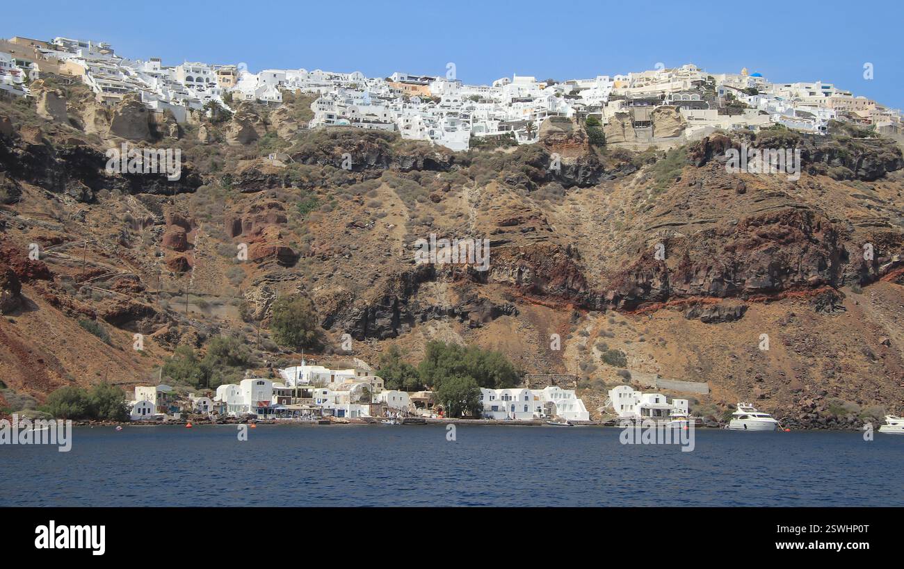 Santorini island caldera,Oia,Aegean sea,Cyclades,Greece Stock Photo - Alamy