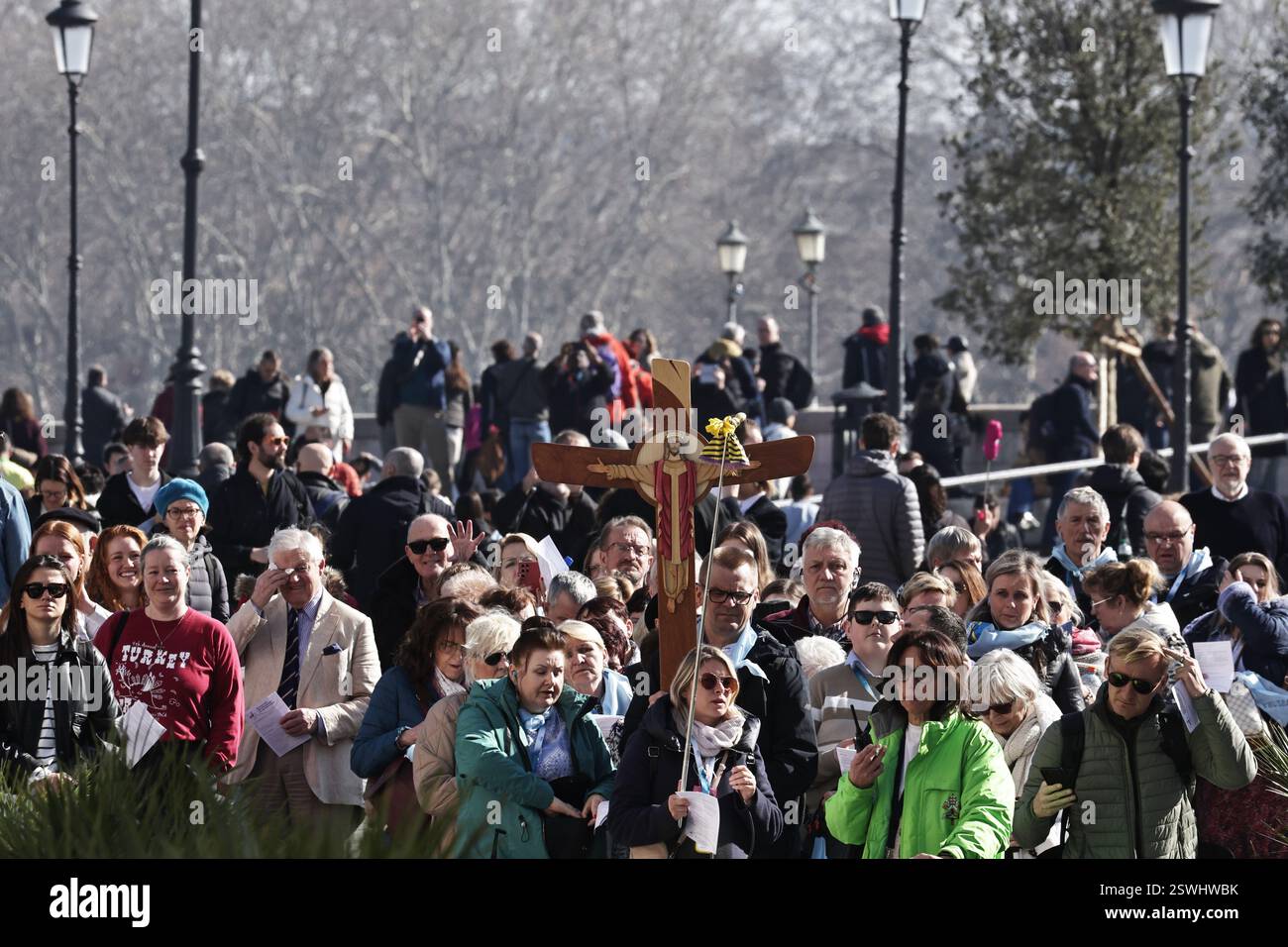 February 21, 2025 - Vatican City. Pilgrims in procession in St. Peter's ...