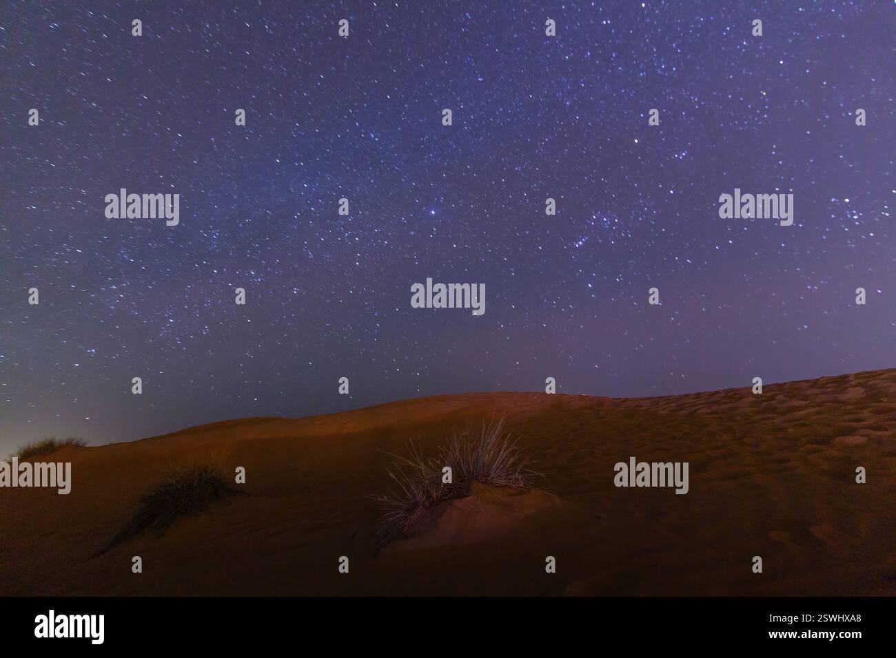 Starry sky in the desert of Oman Stock Photo - Alamy