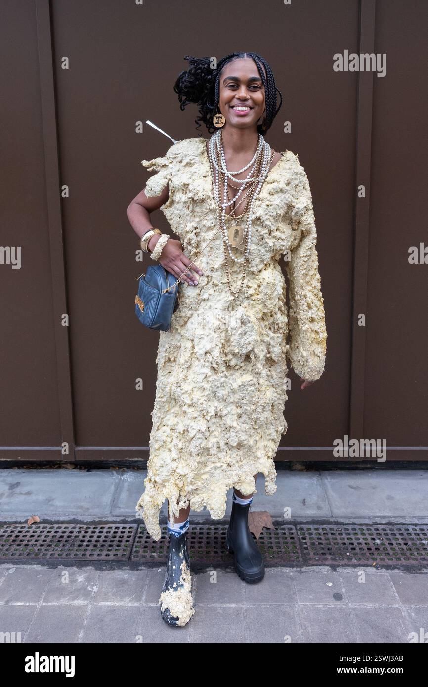 London, UK. Friday February 21, 2025. Model Lily Rose poses in a dress ...