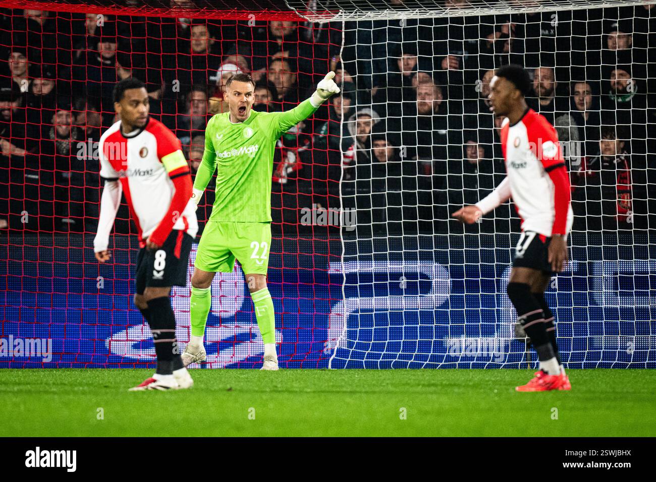 Rotterdam - Goalkeeper Timon Wellenreuther of Feyenoord during the ...