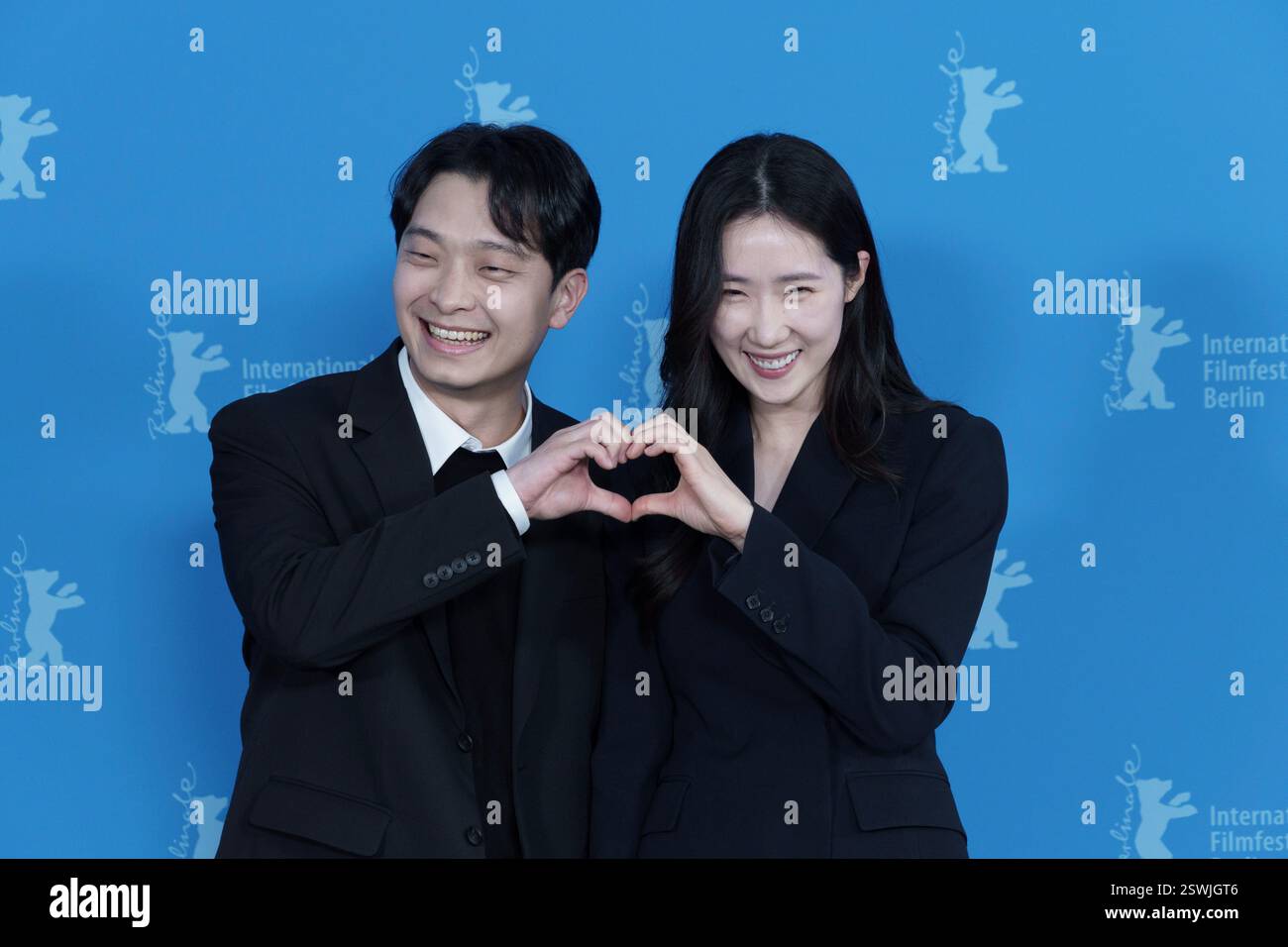 Ha Seong-guk, Kang Soyi, Hong Sang-soo, Yun-hee Cho and Kwon Hae-hyo ...