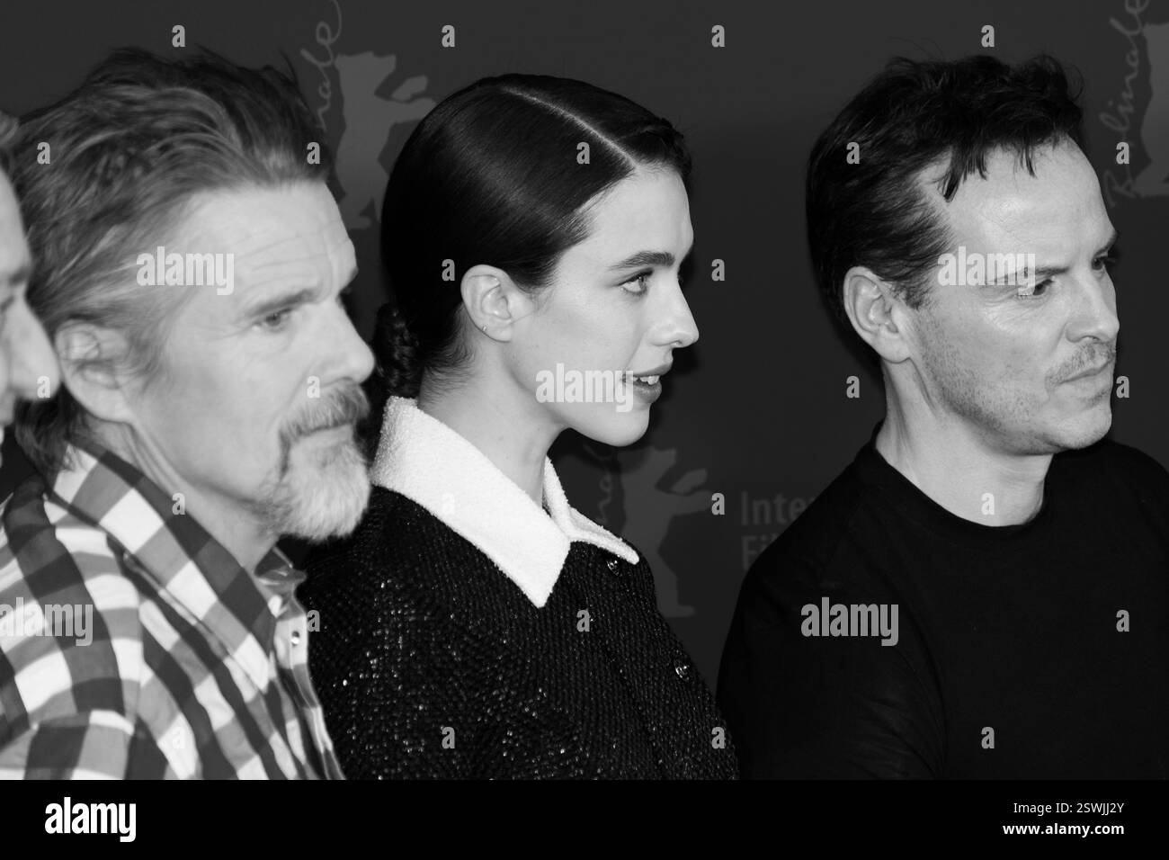 Michael Barker, John Sloss, Ethan Hawke, Margaret Qualley, Andrew Scott ...