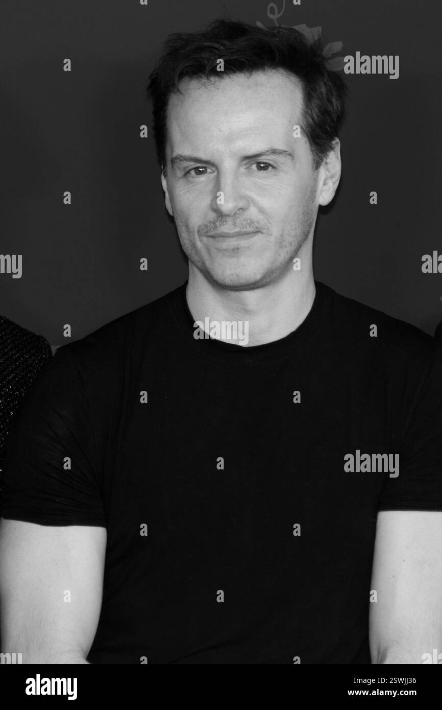 Michael Barker, John Sloss, Ethan Hawke, Margaret Qualley, Andrew Scott ...