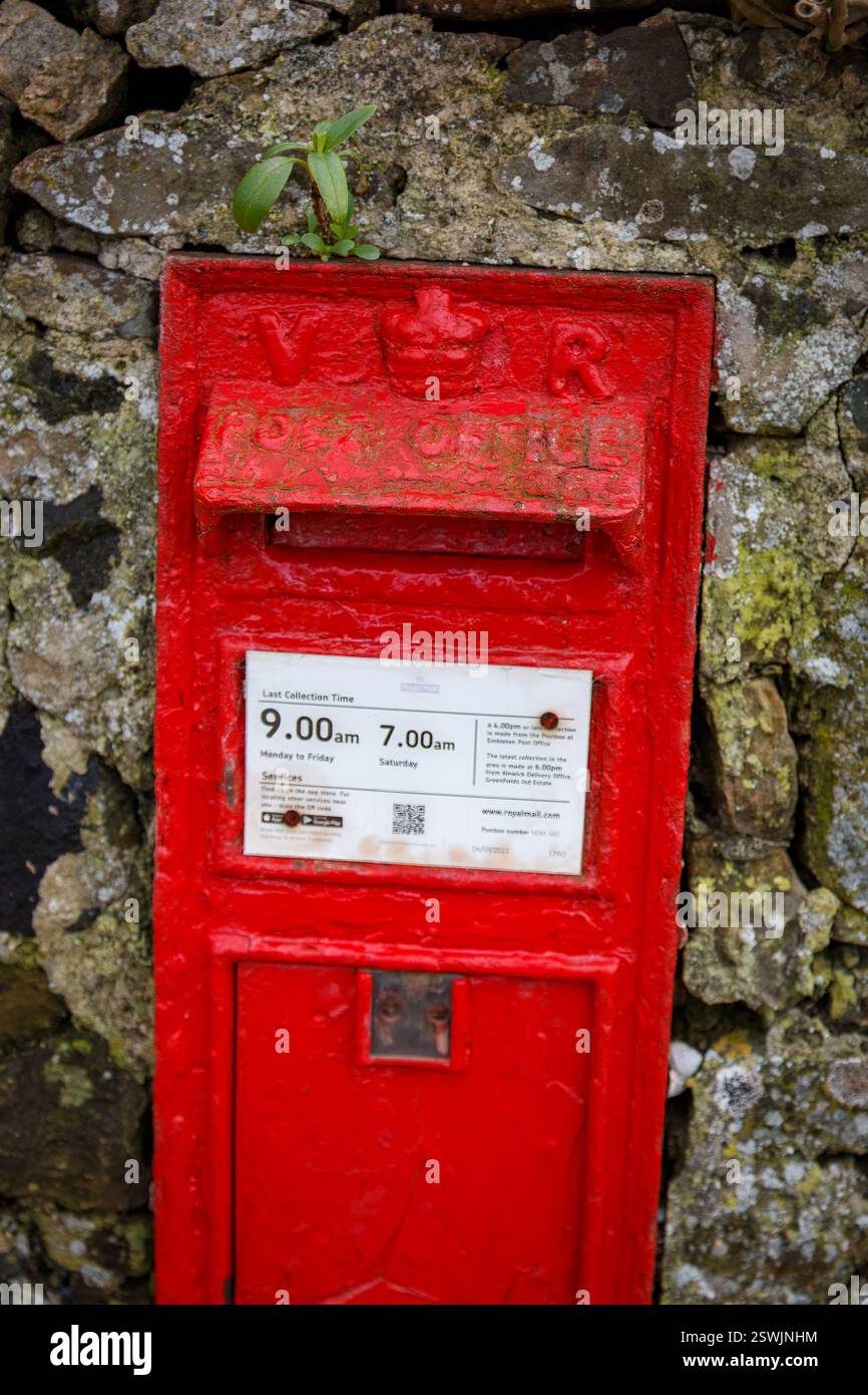 Victorian wall mounted red uk letterbox, 2025, Northumberland Uk Stock ...
