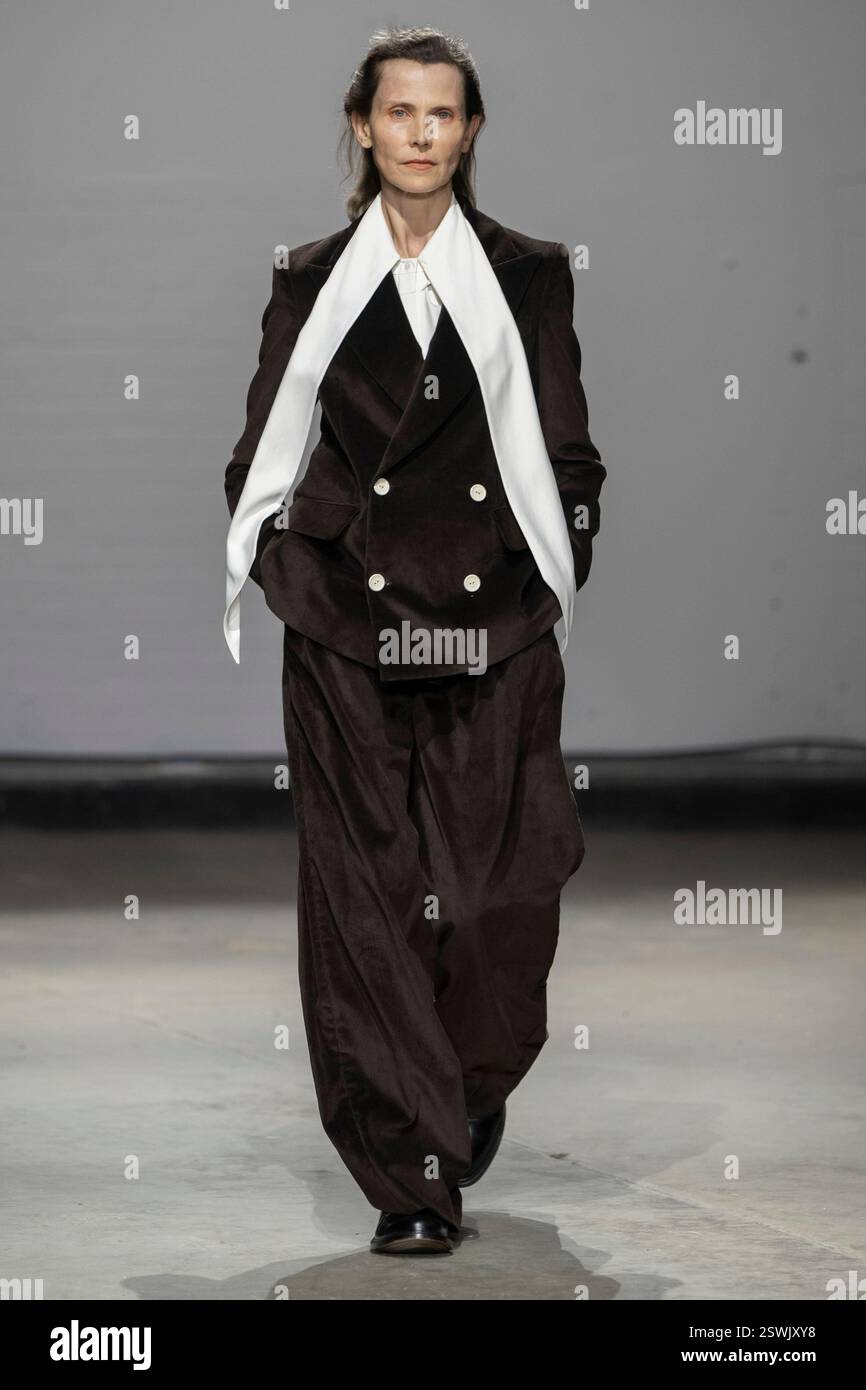 A model walks on the runway during the SS Daley Ready to Wear Fashion ...