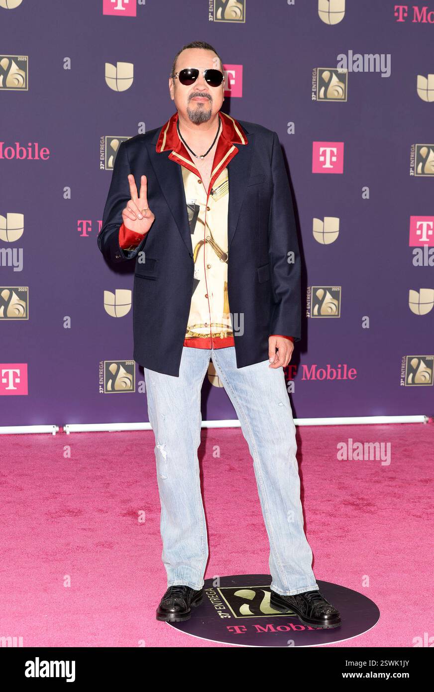 MIAMI, FLORIDA - FEBRUARY 20: Pepe Aguilar attends Univision's 37th ...