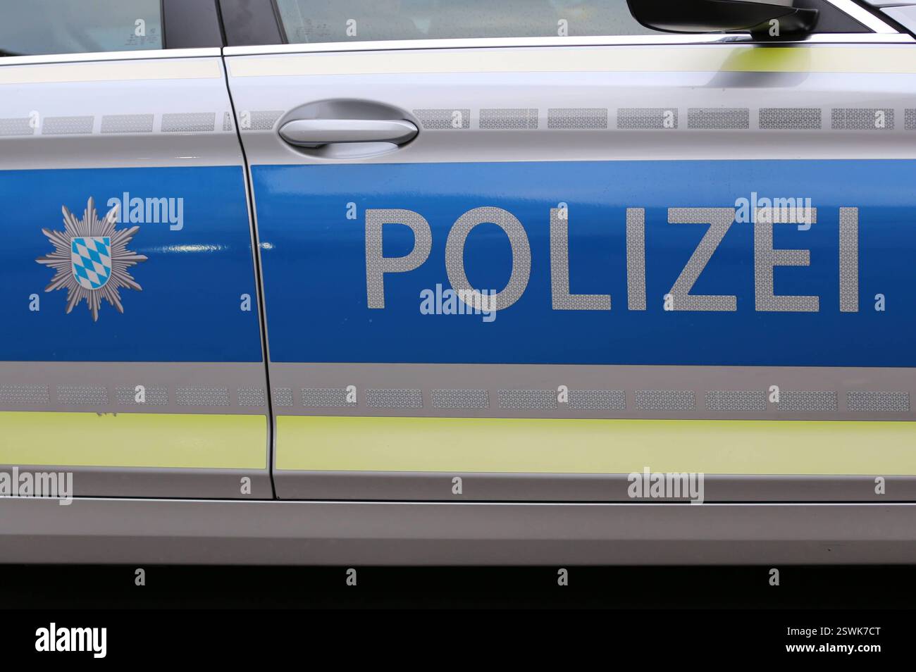 BMW-Polizeifahrzeug der Polizei Bayern in München. BMW-Polizeifahrzeug ...
